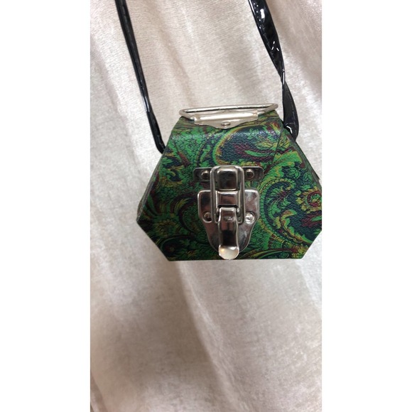 Unbranded | Bags | Lion King Simba Purse | Poshmark